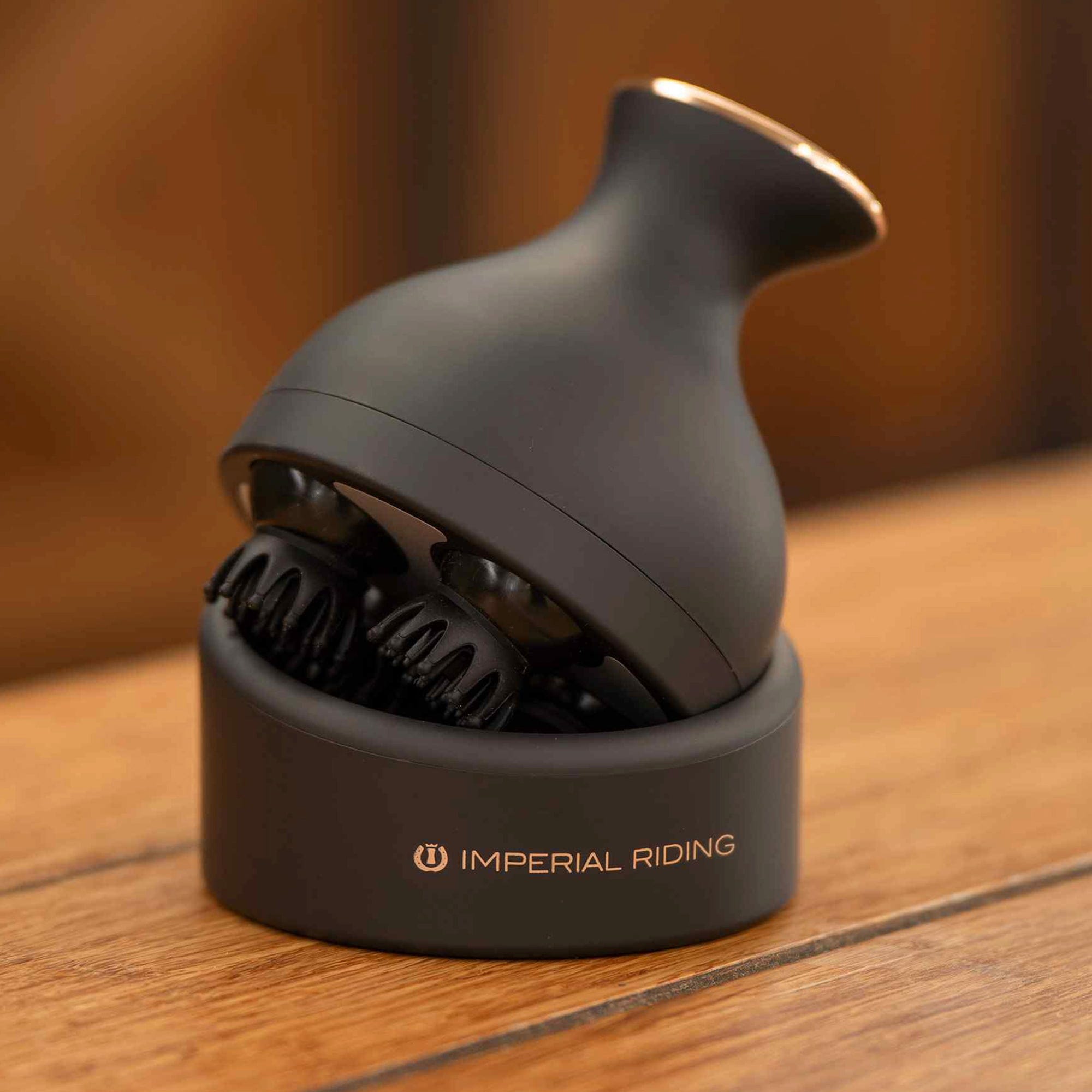 Imperial Riding Brosse Relaxante IRHVolta - Boutique Equus Vitalis